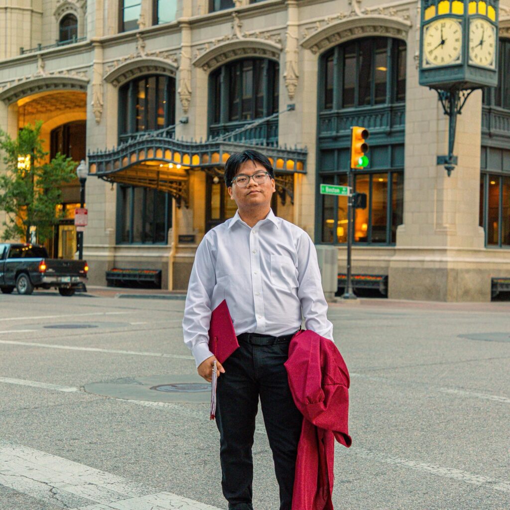 Thang Khual - Web Designer & Musician